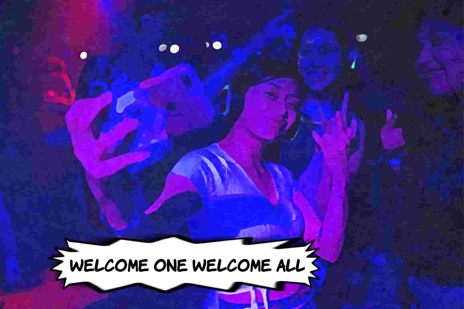 20 Phrases Similar to “Come One Come All”